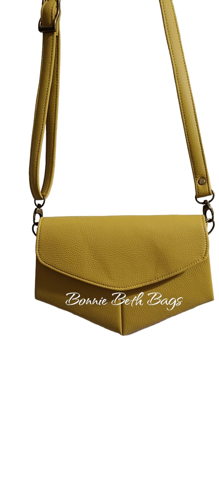 Skye – Bonnie Beth Bags